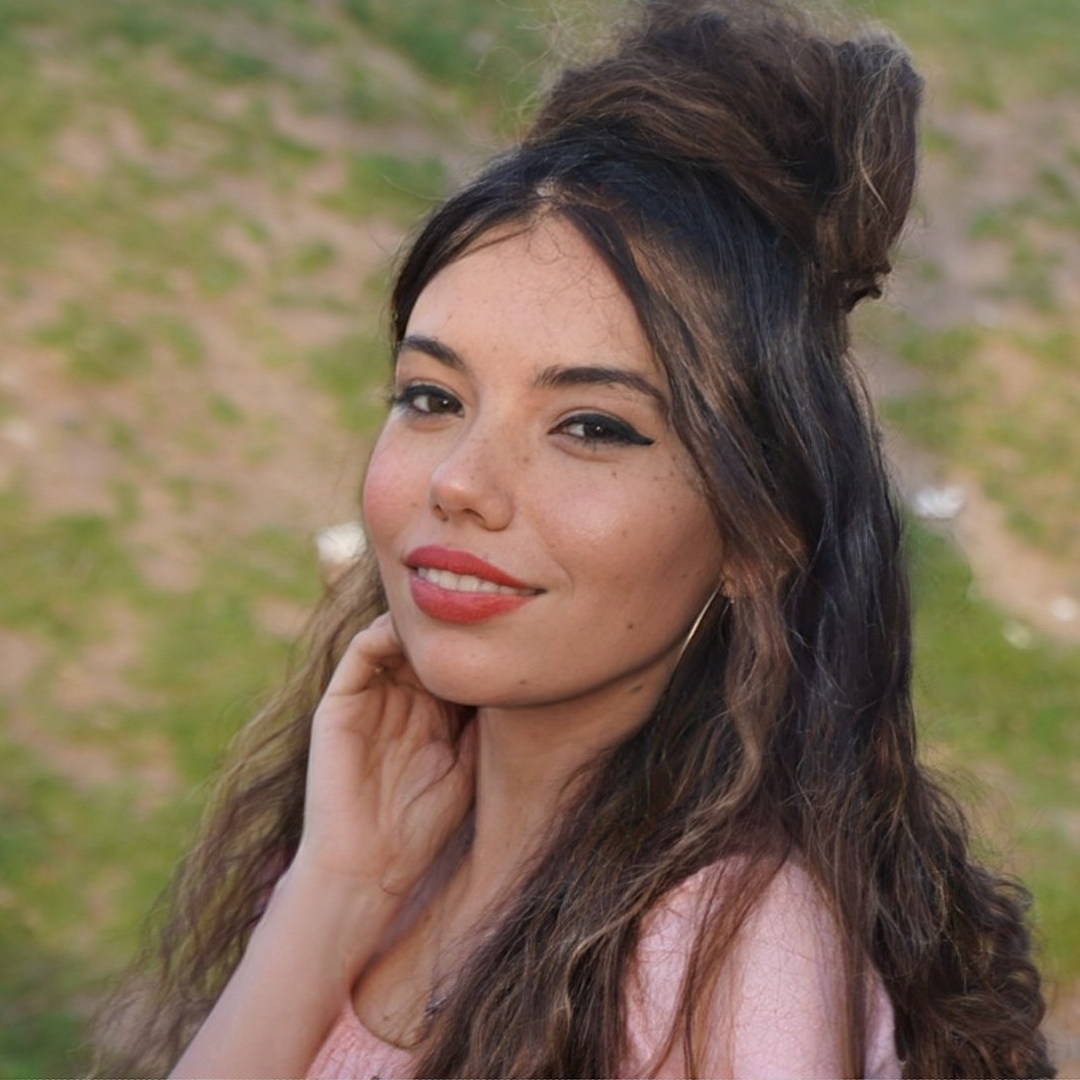 Adi Rose - Linkbio | Instabio