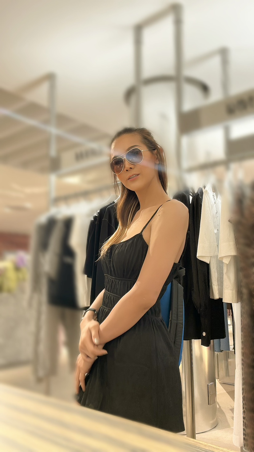 Donna thailandese Sarah/Cara - Linkbio | Instabio