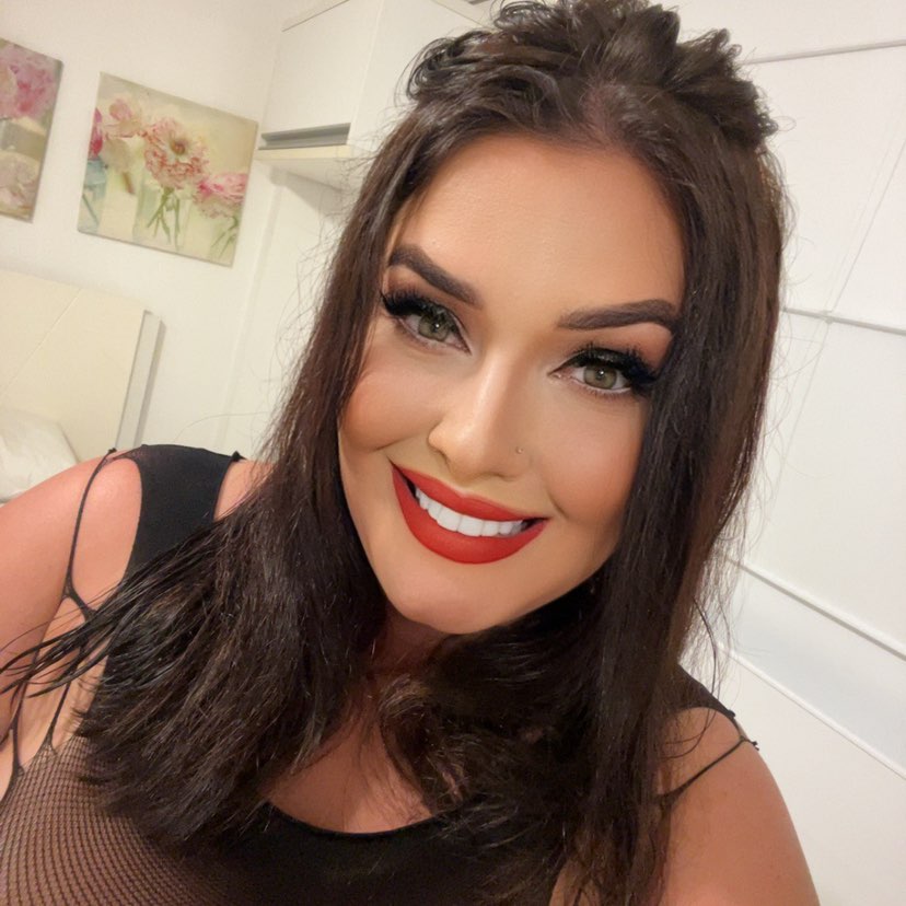 Débora Pattroa - Instabio | Linkbio