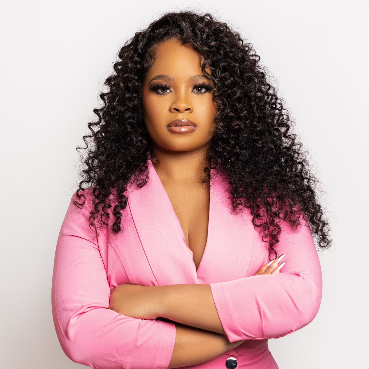 Tommi Baker - Linkbio | Instabio