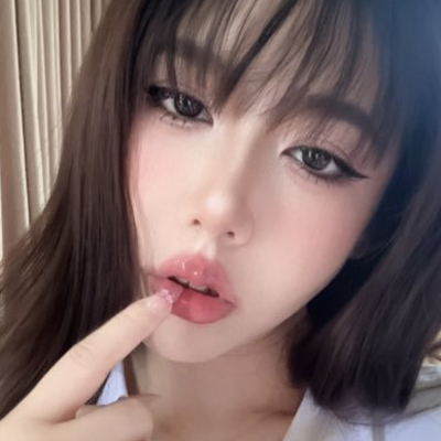 Nina 🐮(From Taiwan) - Linkbio | Instabio