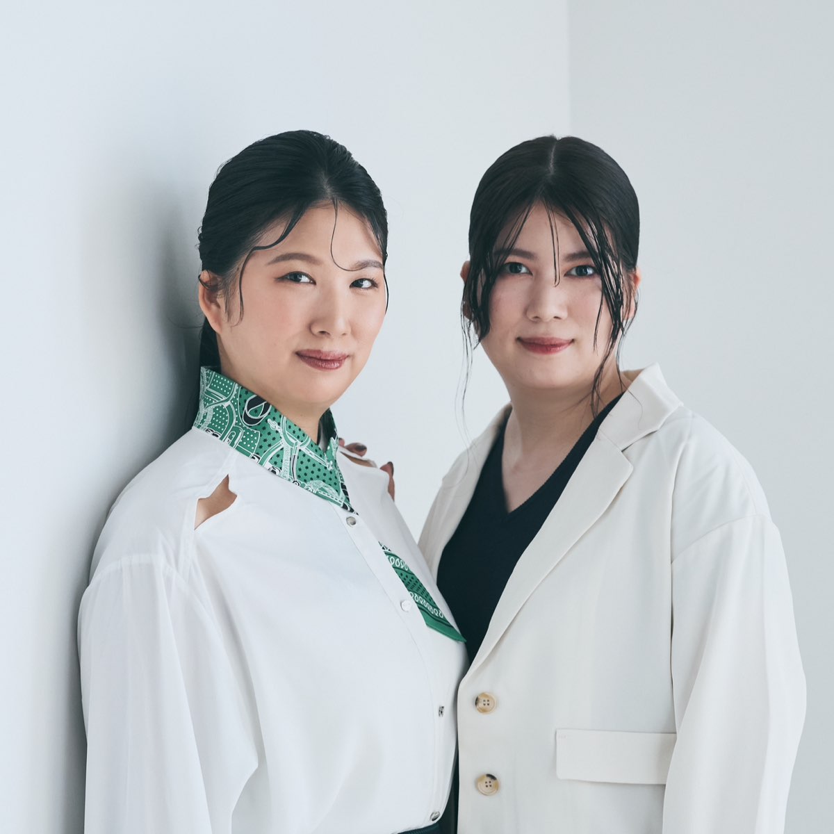 Akamine Sisters - Linkbio | Instabio